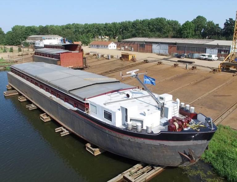Home | Scheepswerf Maasbracht | Scheepswerf en machinefabriek
